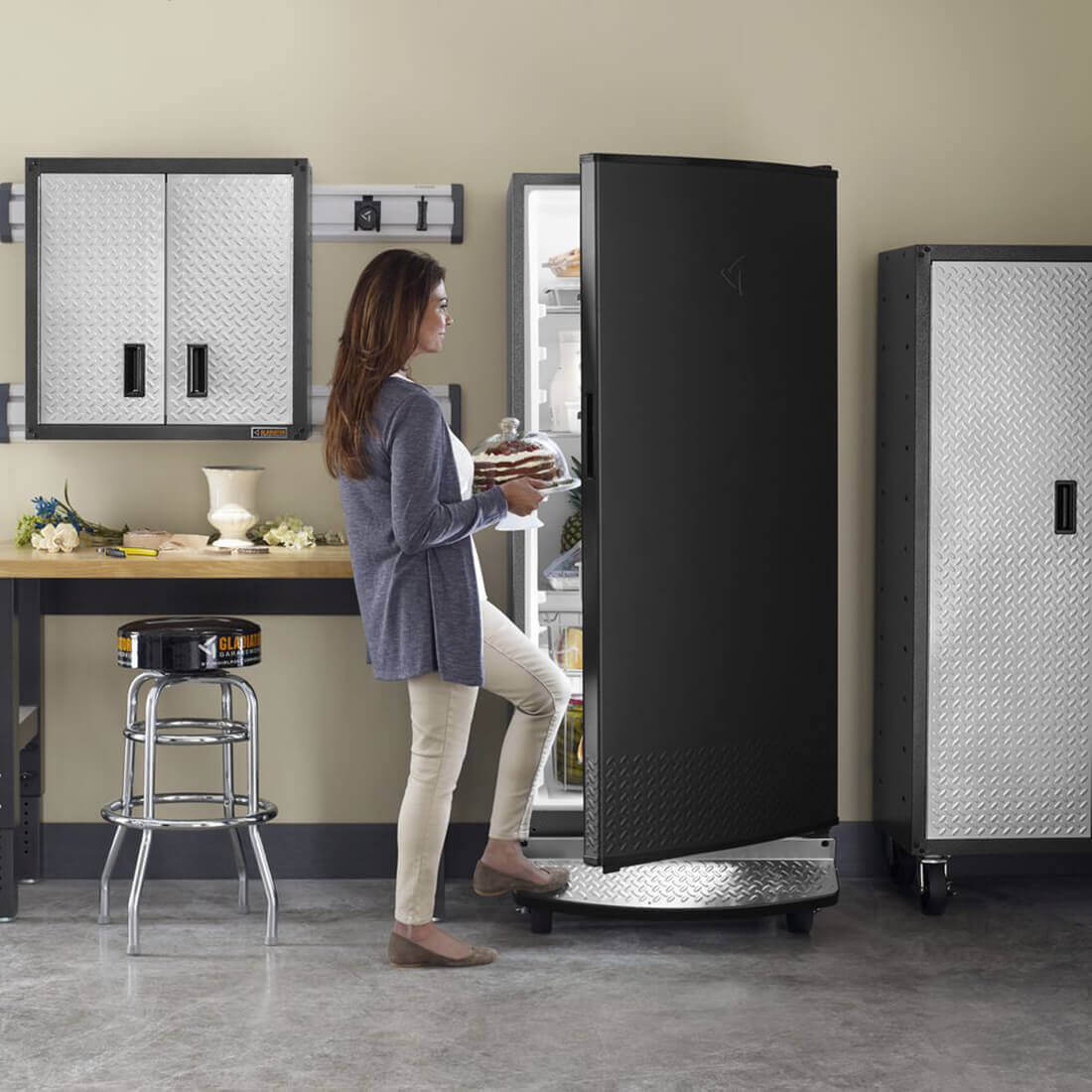 Gladiator GARF30FDGB 17.8 Cu. Ft. Garage-Ready Upright Freezer - Garage ...